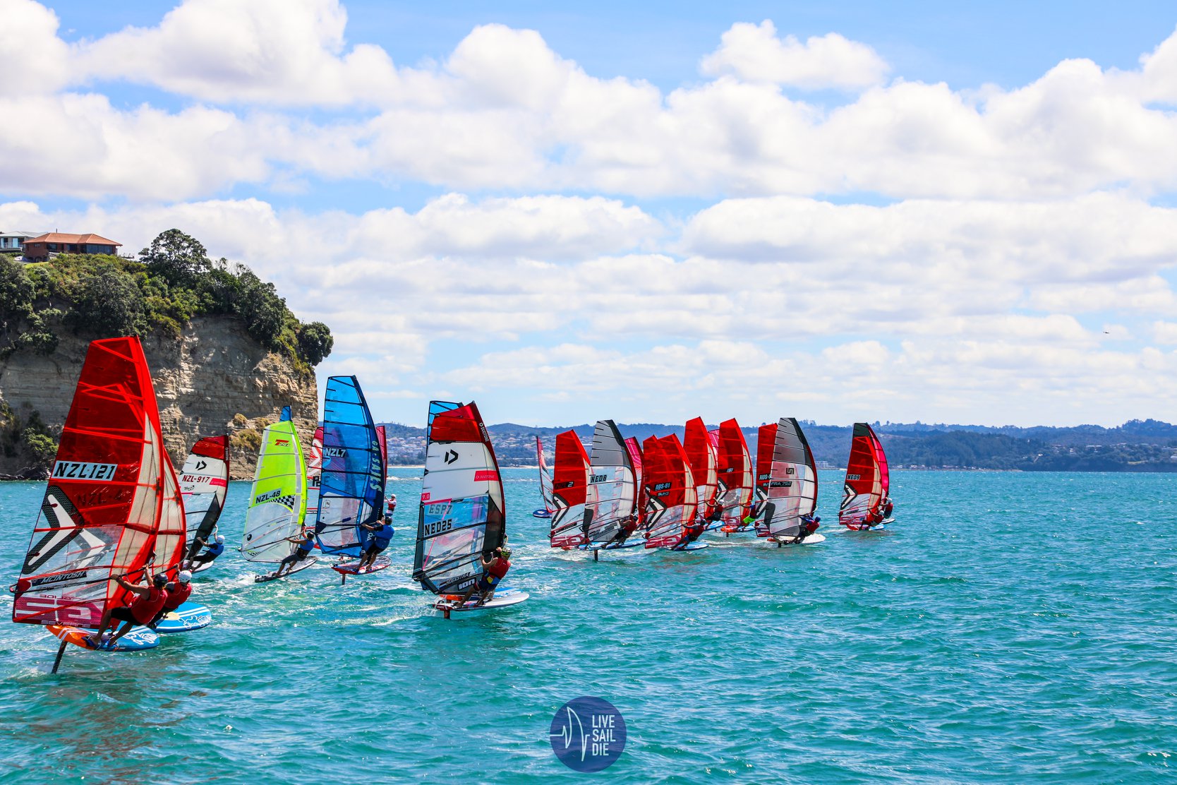 My First Windfoil Race! – US WINDSURFING